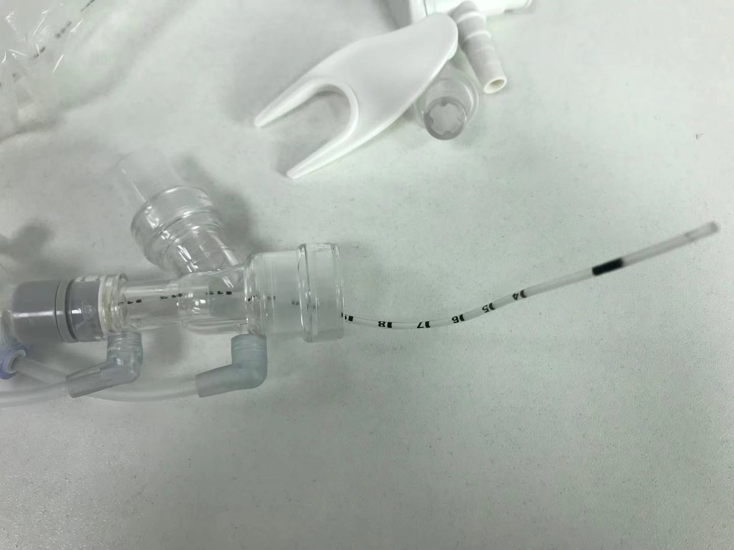 5Fr Closed Suction System Tracheostomy for Airway Management